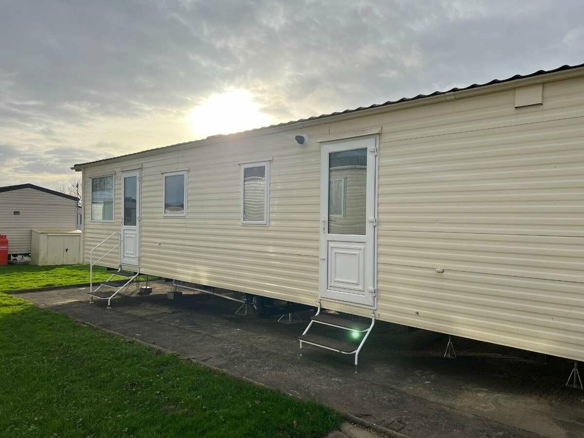 Sand Le Mere Holiday Village - Holiday Accommodation 19190 - Yorkshire