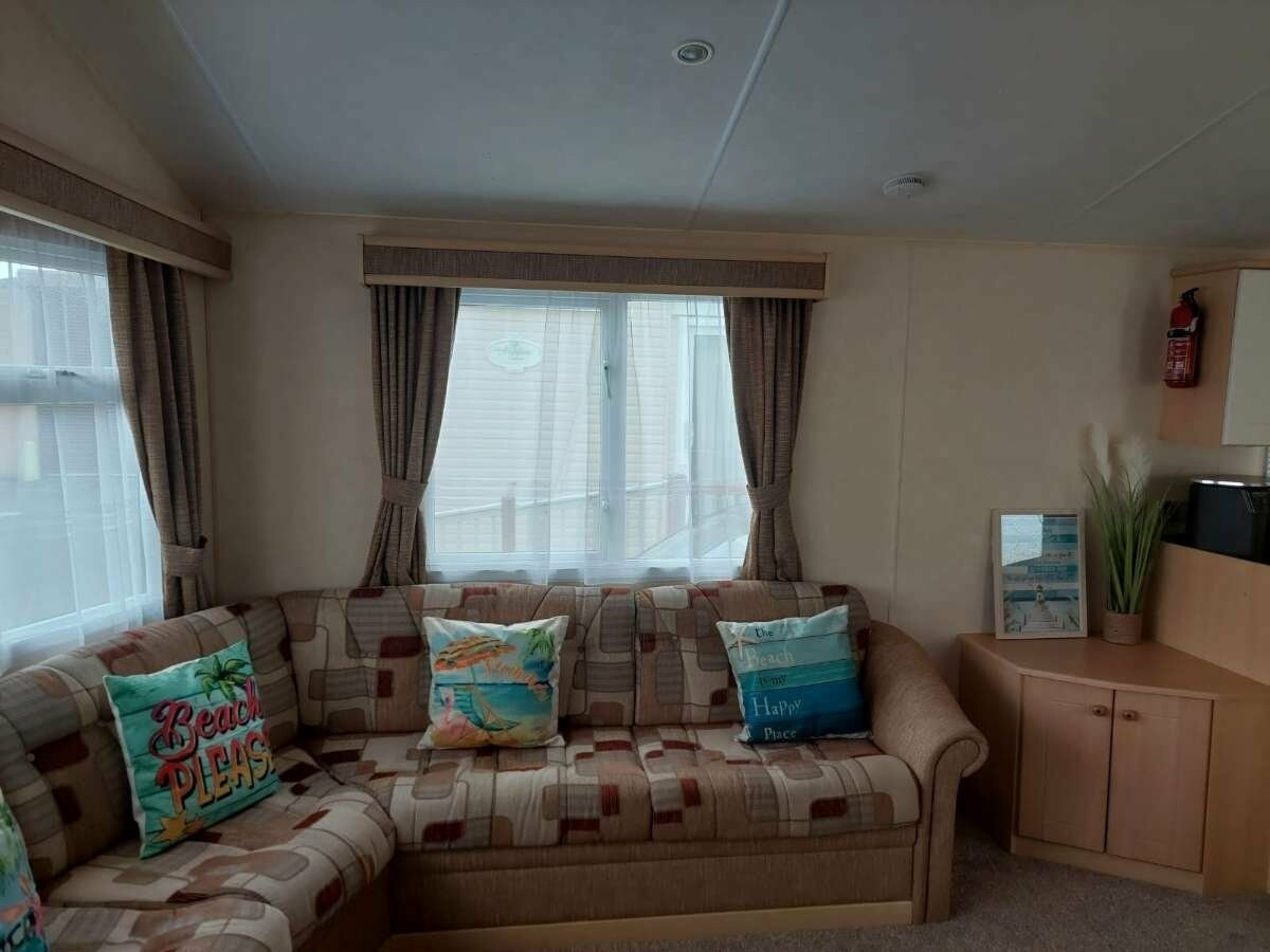 Happy Days Caravan Park - Holiday Accommodation 20140 - Towyn
