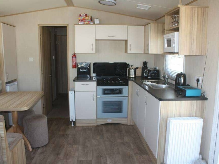 Manor Park Holiday Village - Holiday Accommodation 20144 - Hunstanton