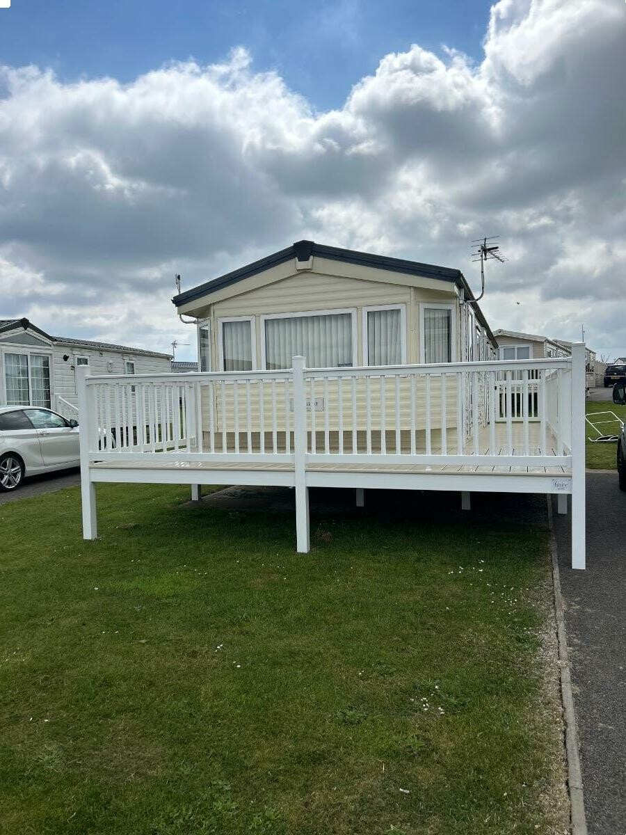 Sand Le Mere Holiday Village - Holiday Accommodation 20326 - Yorkshire