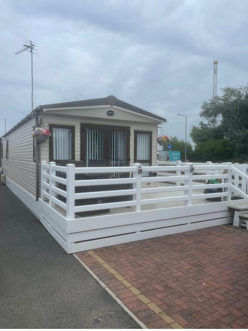 Lyons Winkups And Primrose - Holiday Accommodation 20530 - Towyn