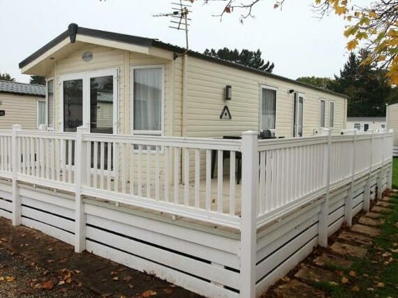 Shorefield Country Park - Holiday Accommodation 20815 - New Milton
