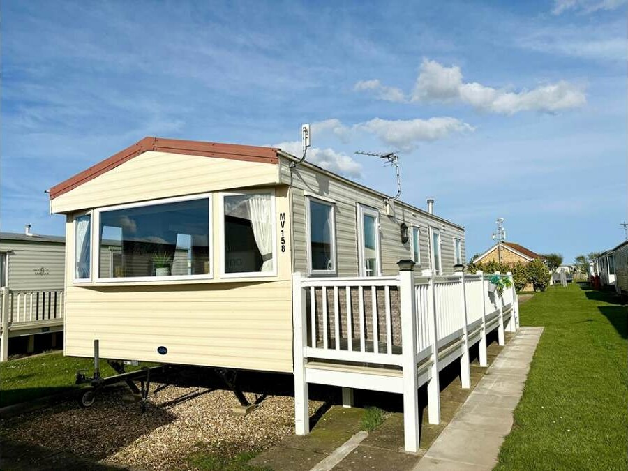 Golden Palm Resort - Holiday Accommodation 21074 - Chapel St. Leonards