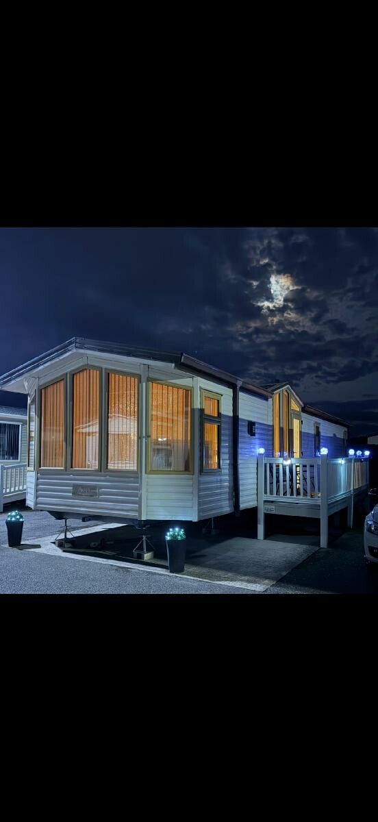 Happy Days Caravan Park - Holiday Accommodation 21912 - North Wales