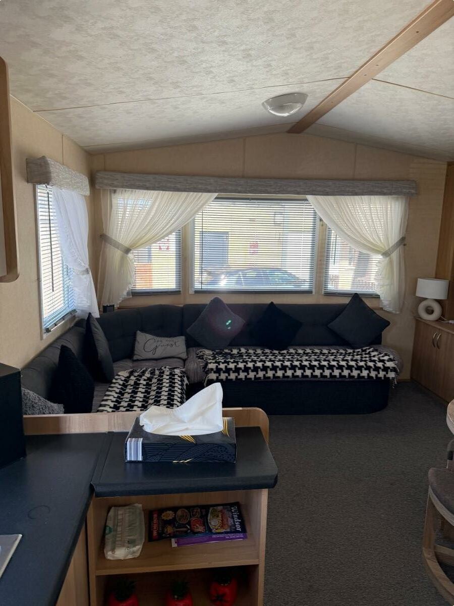 Golden Gate Holiday Centre - Holiday Accommodation 21921 - Towyn