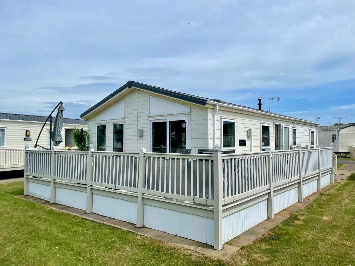 Manor Park Holiday Village - Holiday Accommodation 22030 - Hunstanton