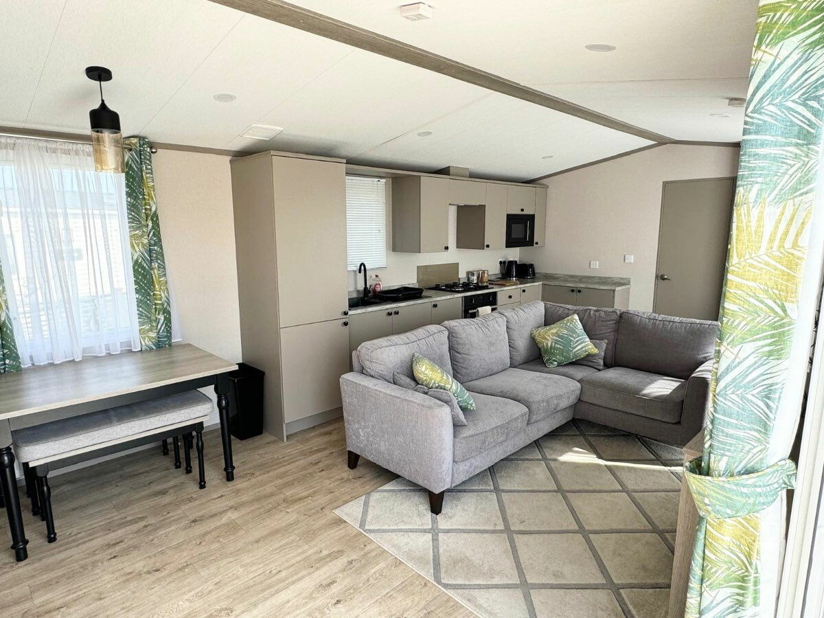 Seven Bays Park (Maribou) - Holiday Accommodation 22103 - Polzeath Beach