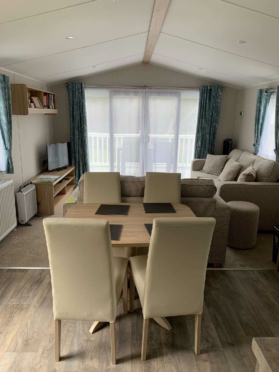 Weeley Bridge Holiday Park - Holiday Accommodation 22173 - Suffolk