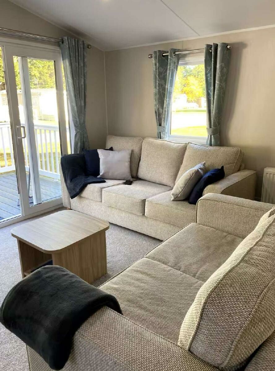 Weeley Bridge Holiday Park - Holiday Accommodation 22174 - Suffolk