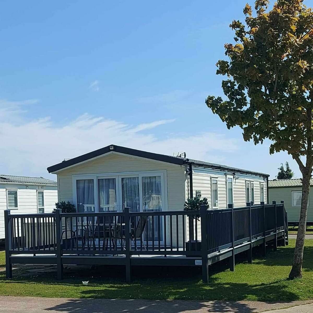 Highfield Grange - Holiday Accommodation 22227 - Clacton-on-Sea