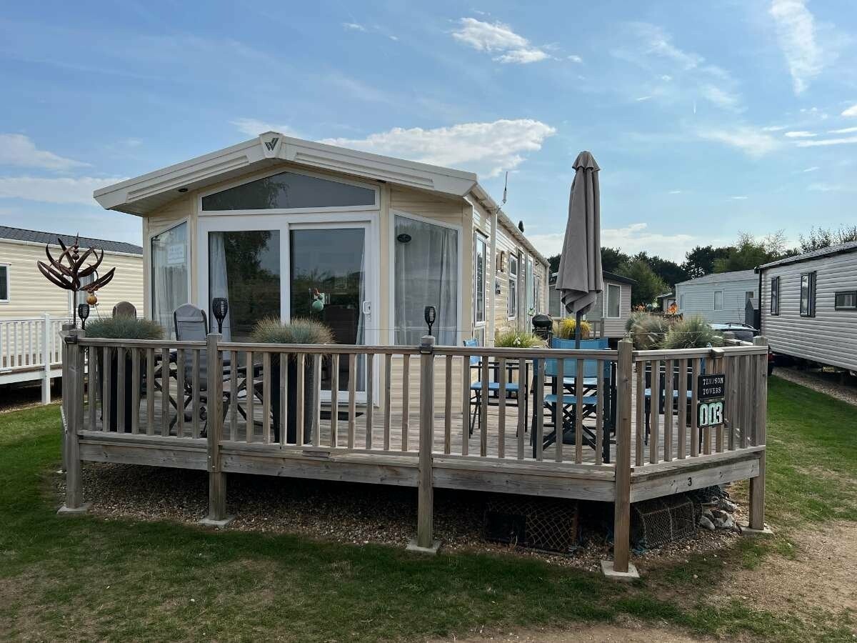 Pinewoods Holiday Park - Holiday Accommodation 6988 - Wells-next-the-Sea