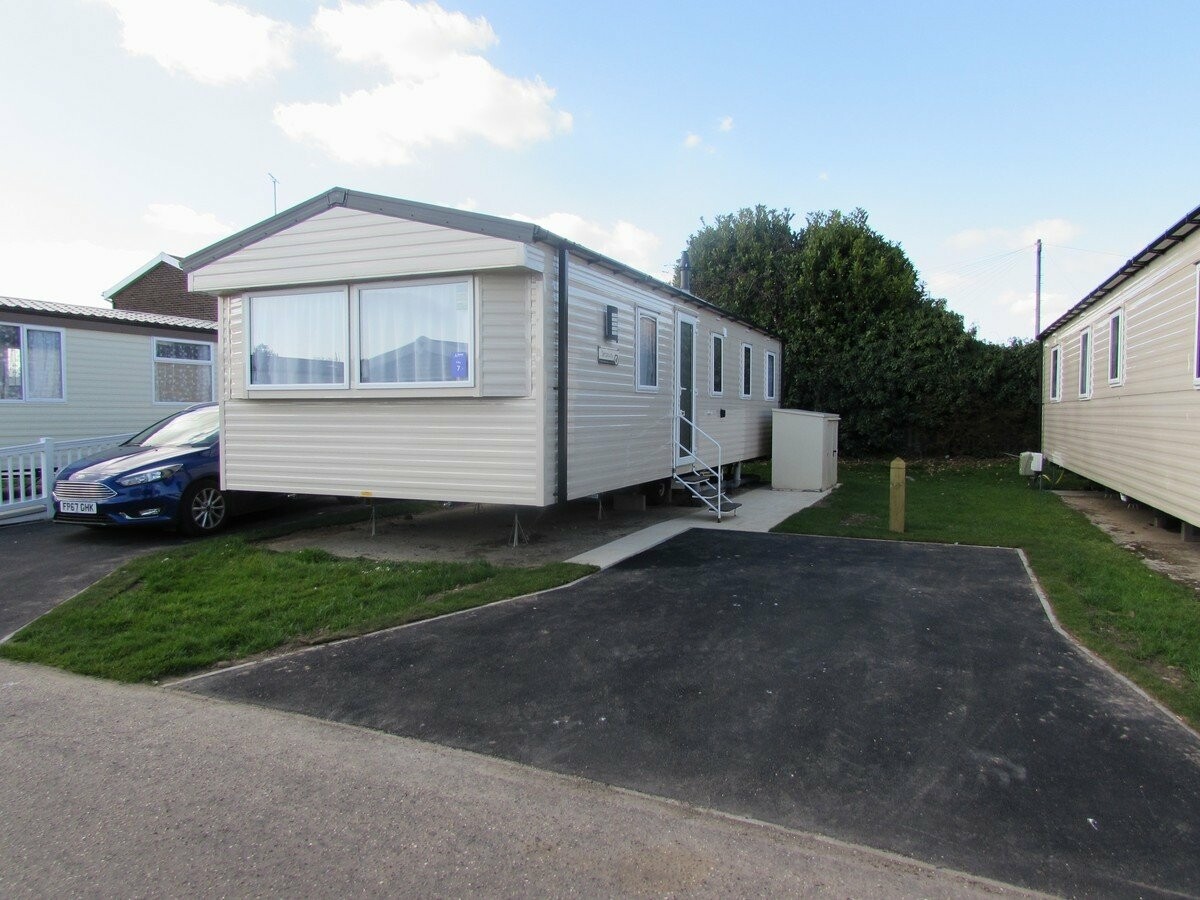 Caister Holiday Park - Holiday Accommodation 8567 - Caister-on-Sea