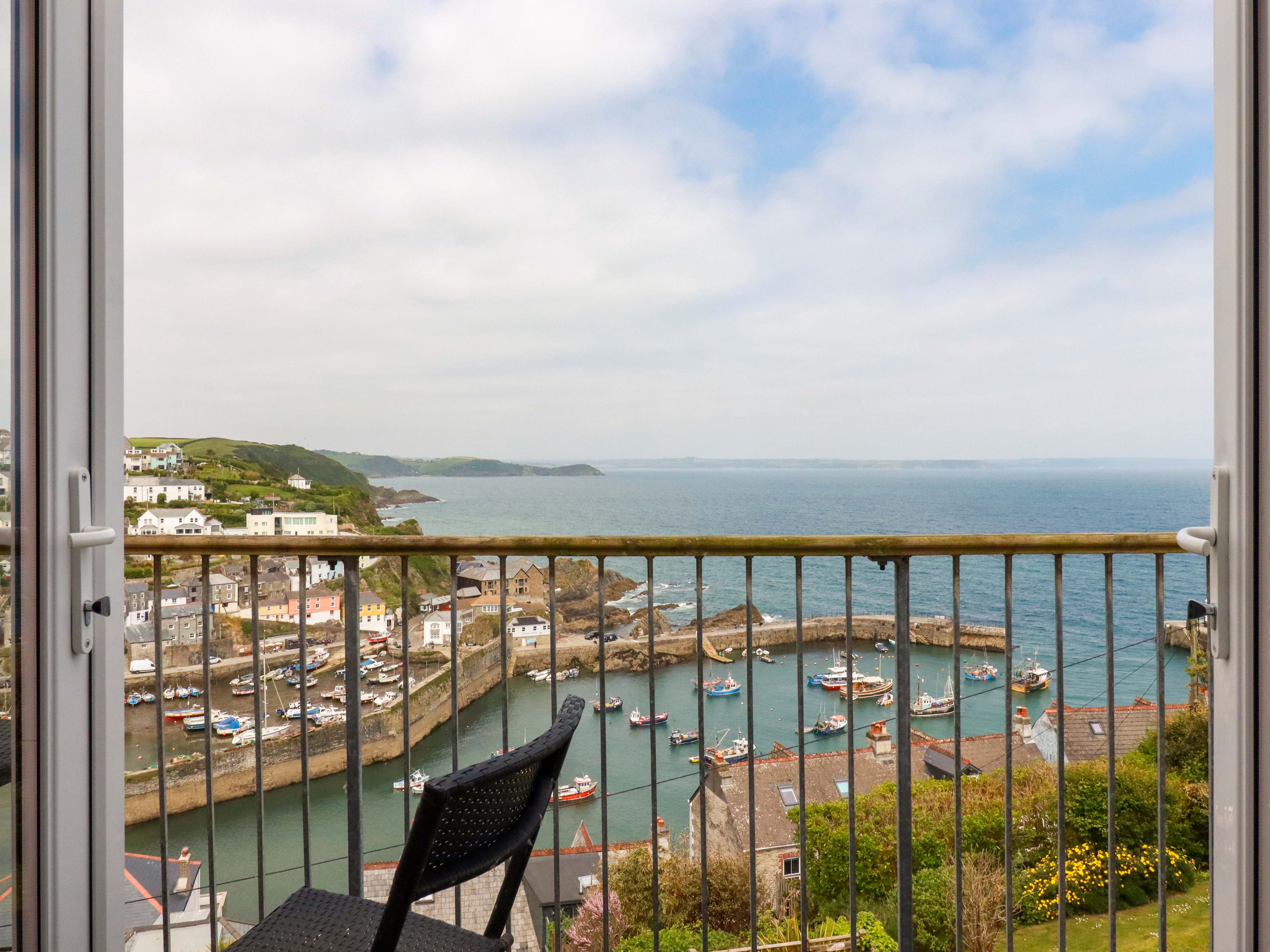 Cottage ∙ 5 Bedrooms ∙ 8 Guests - Mevagissey